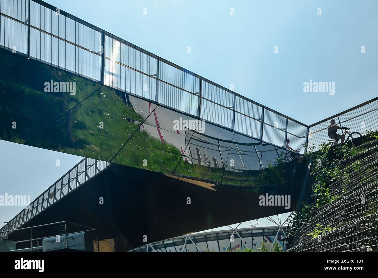 Lea bridge road hi-res stock photography and images - Alamy