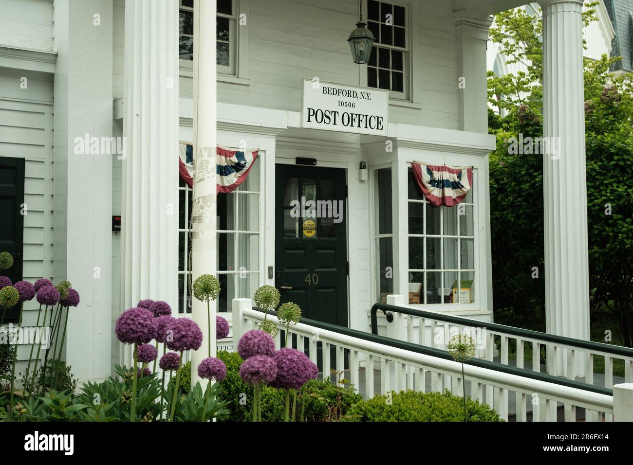 Classic postal building hi-res stock photography and images - Alamy