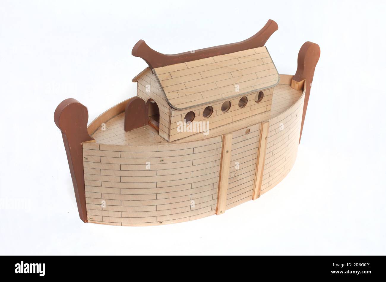 A wooden Noah's Ark toy Stock Photo - Alamy