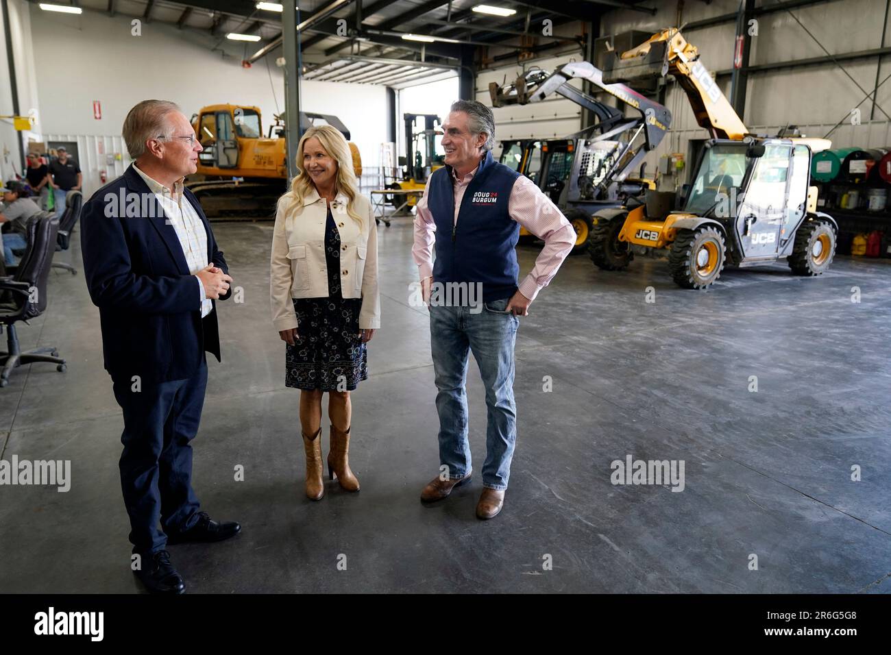 Republican presidential candidate North Dakota Gov. Doug Burgum and his ...
