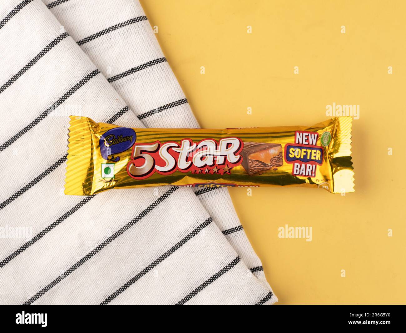 5 star chocolate bar hi-res stock photography and images - Alamy