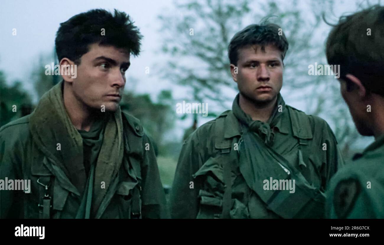 USA. Charlie Sheen in the (C)Orion Pictures movie: Platoon (1986). Plot ...