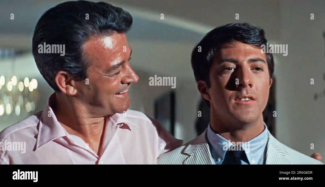 USA. Dustin Hoffman and Murray Hamilton in the (C)Embassy Pictures ...