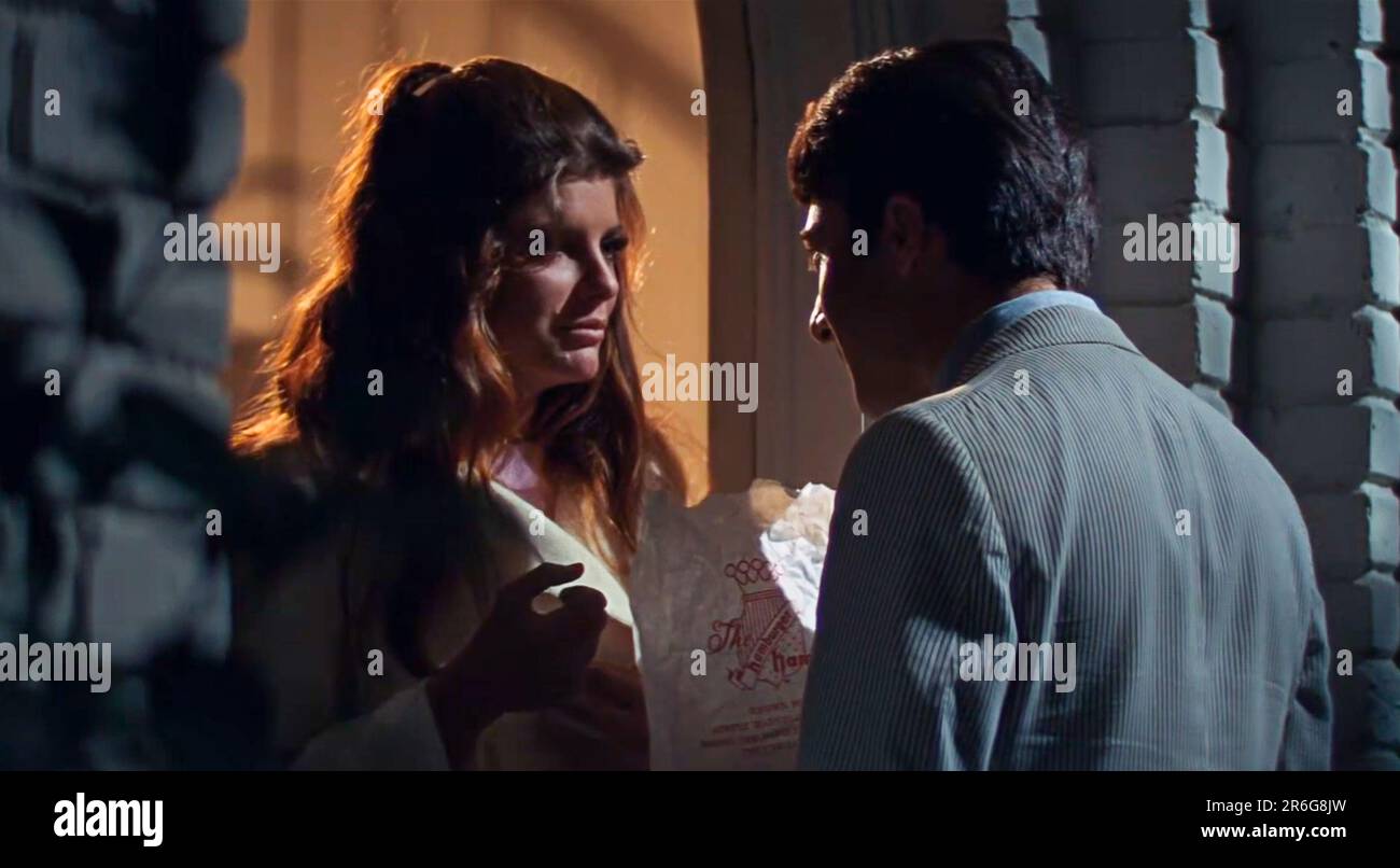 USA. Katharine Ross and Dustin Hoffman in the (C)Embassy Pictures movie ...