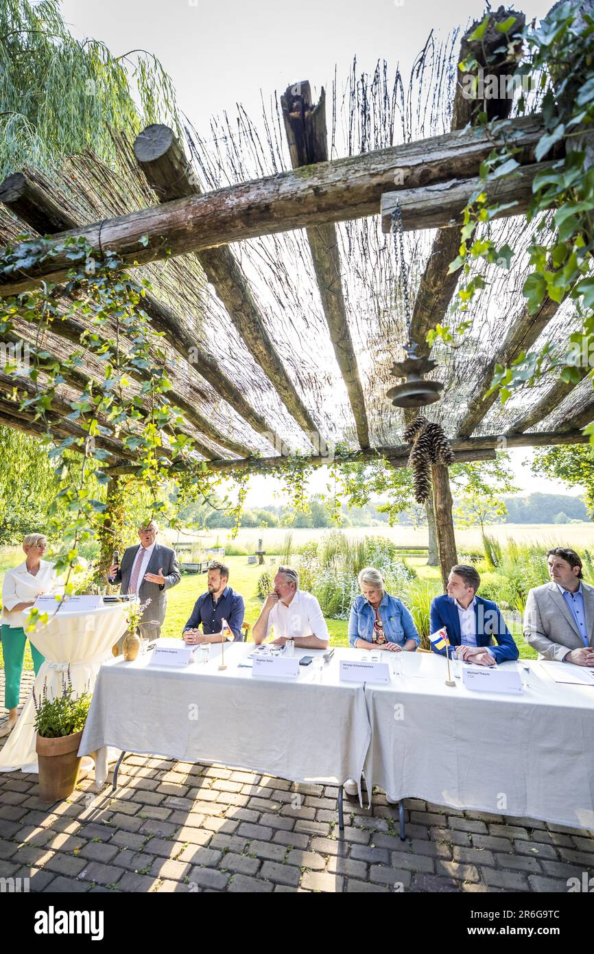 LOTTUM - The formateurs and negotiating parties of BBB, VVD, CDA, PvdA ...