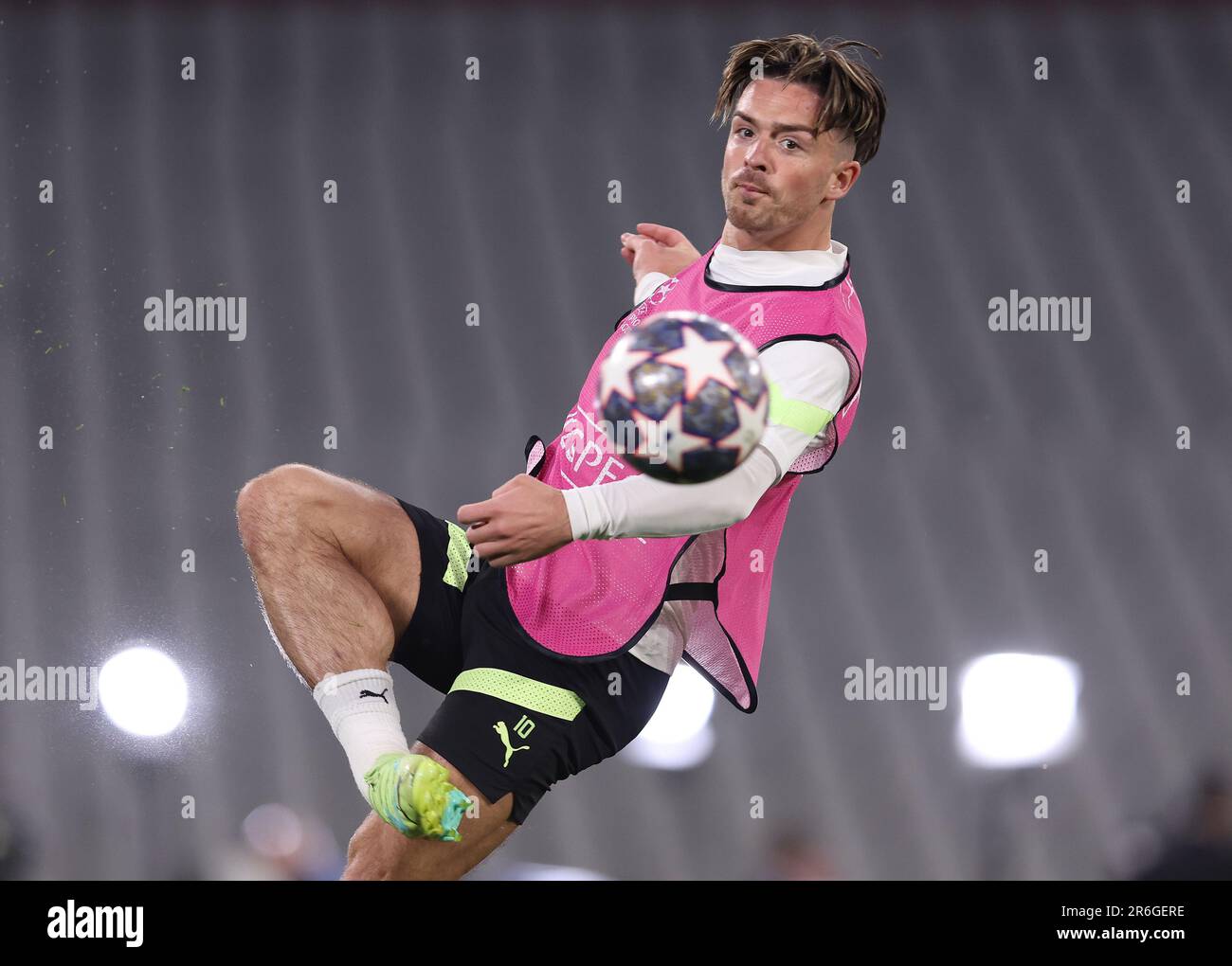 Jack grealish training hi-res stock photography and images - Alamy