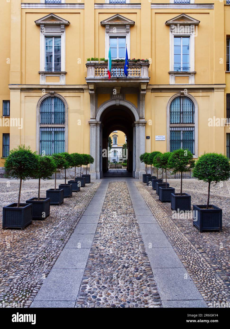 Italian building facade in spring, Milan, Italy Stock Photo - Alamy
