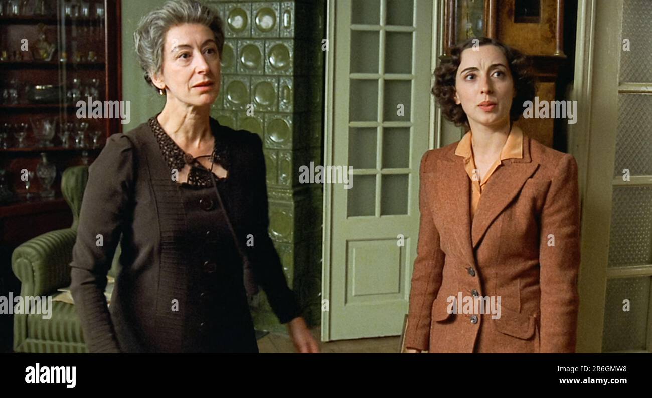 Maureen Lipman The Pianist