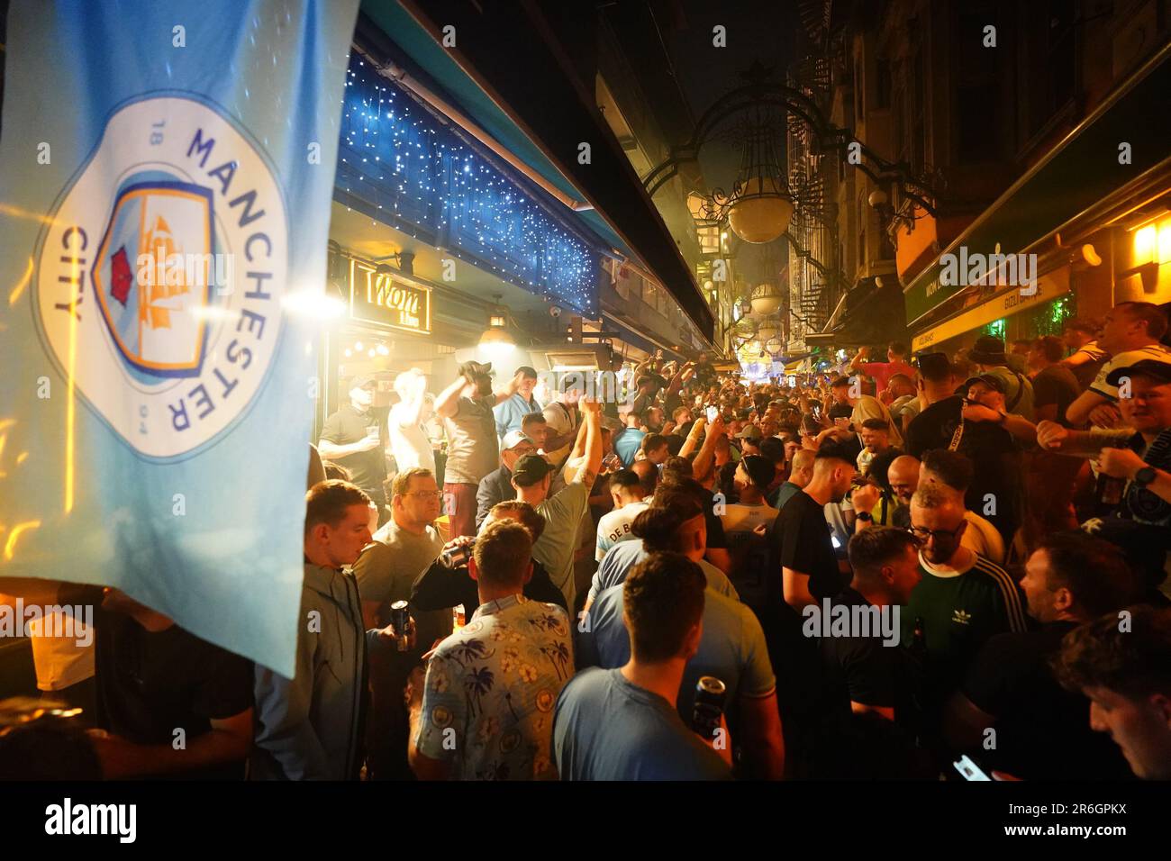 Football fans in central Istanbul, ahead of Saturday's UEFA Champions ...
