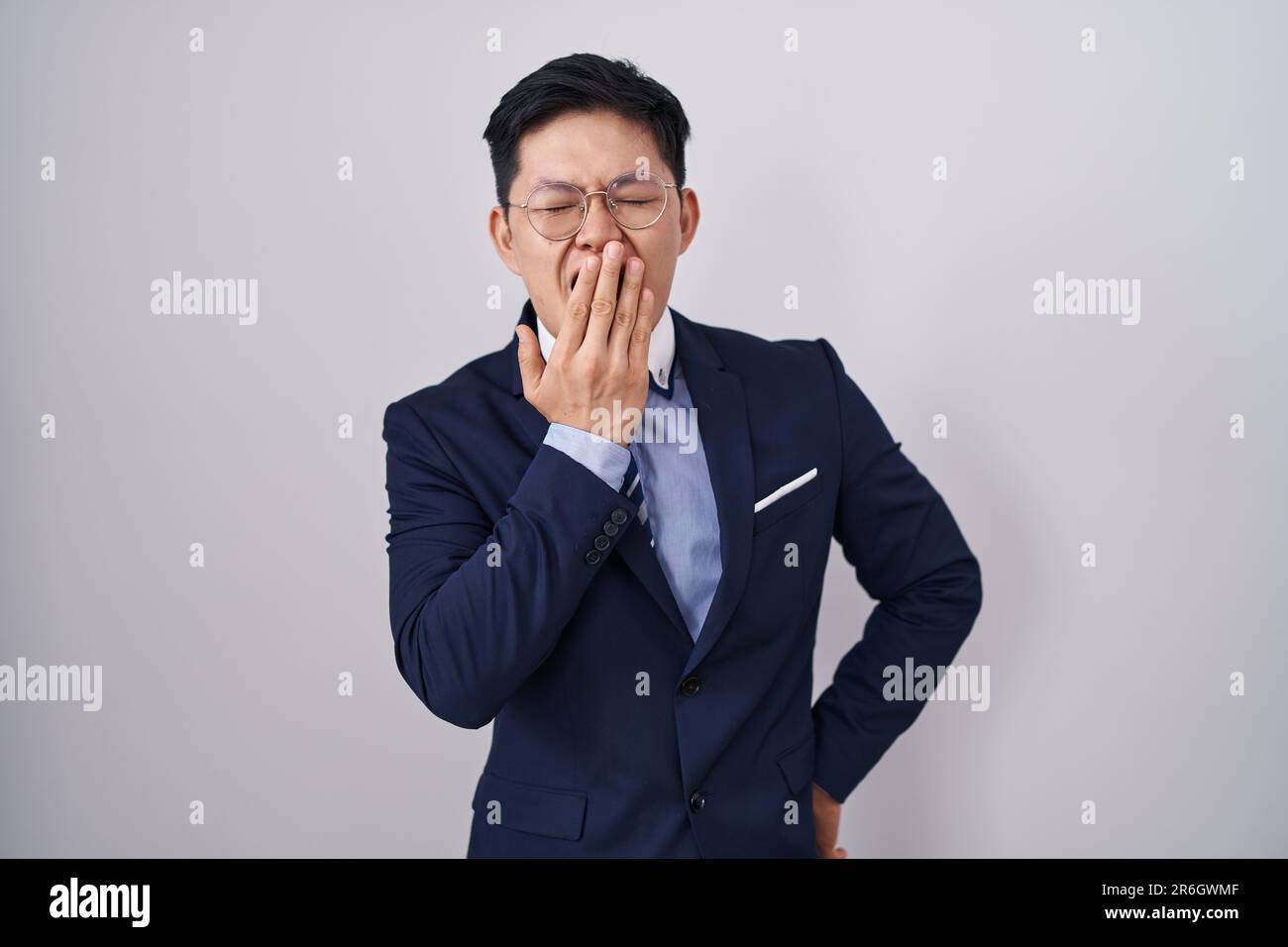 Japanese employee yawning hi-res stock photography and images - Alamy