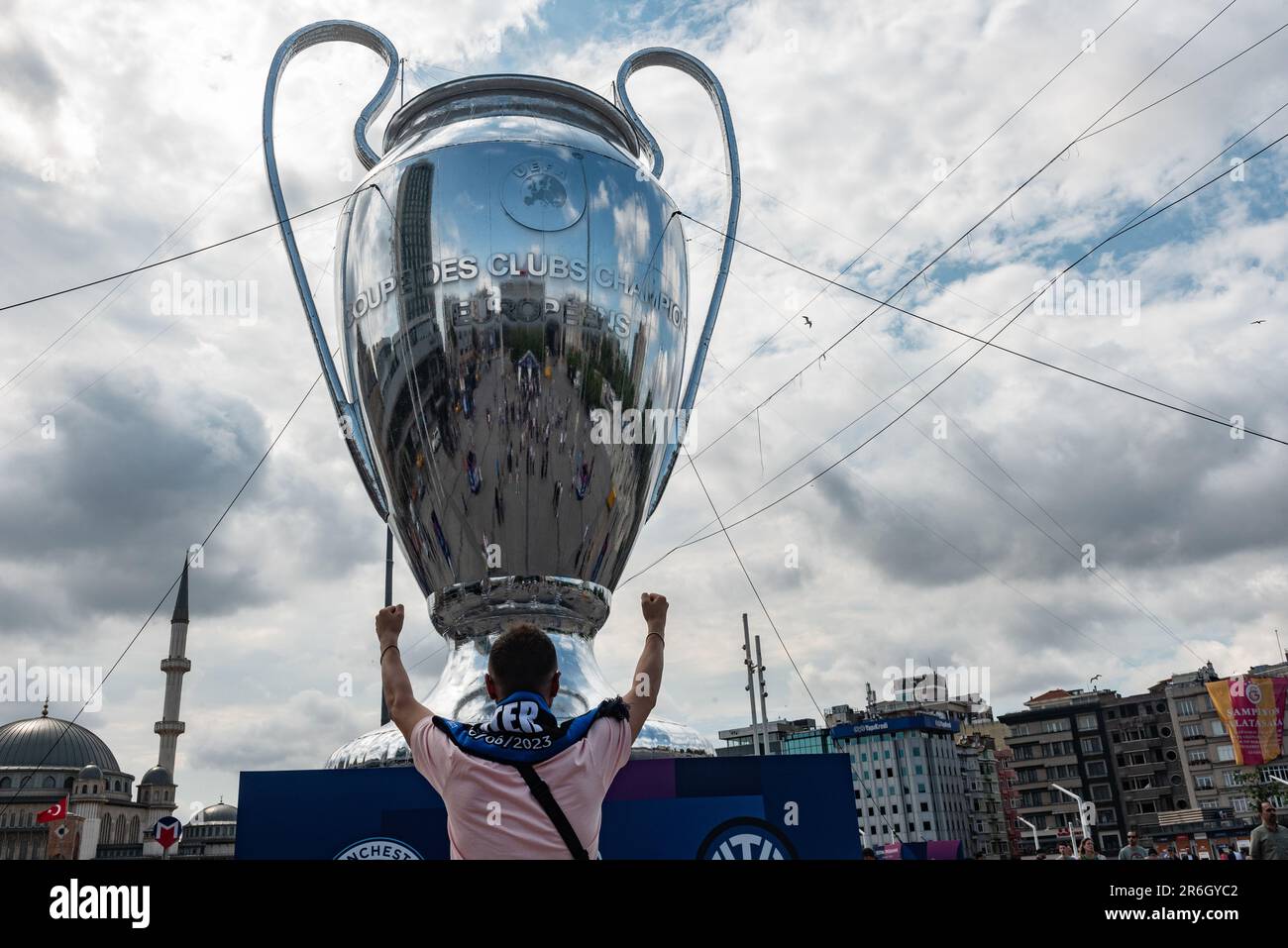 Champions league trophy inter hi-res stock photography and images - Alamy