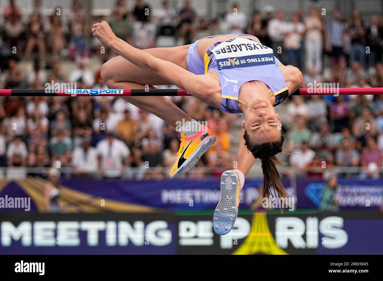 Nicola Olyslagers, of Australia, makes an attempt in the Women high ...