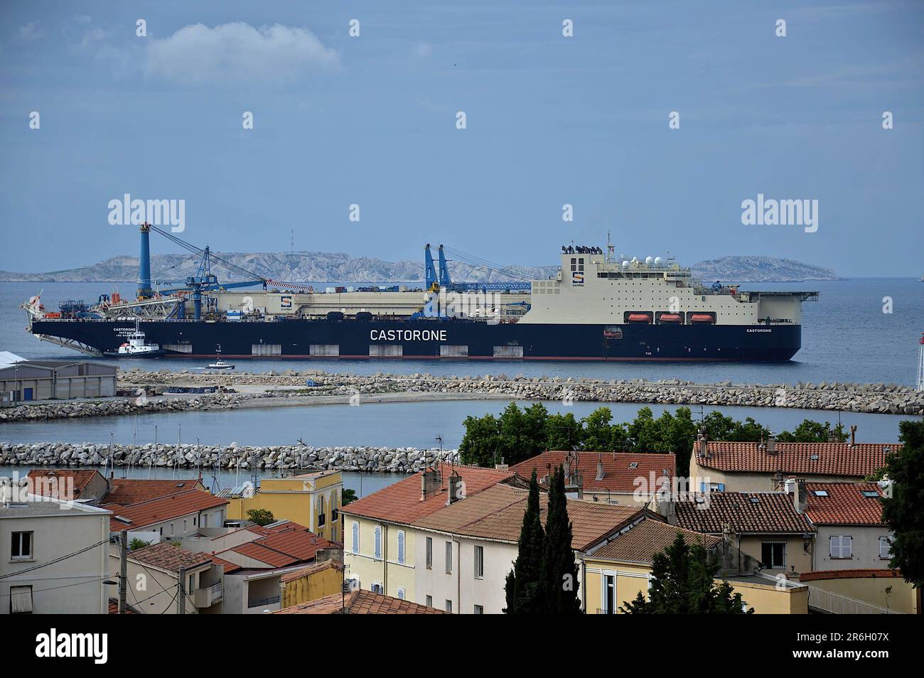 The Pipe Laying Vessel (PLV) Castorone leaves the French Mediterranean ...