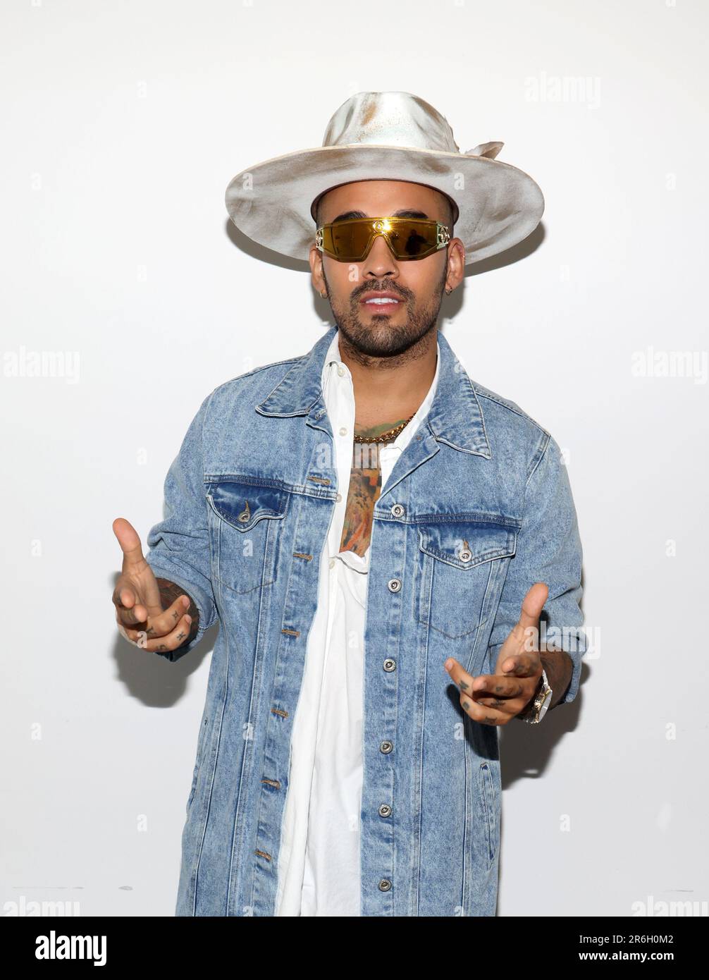 Samy hawk hi-res stock photography and images - Alamy