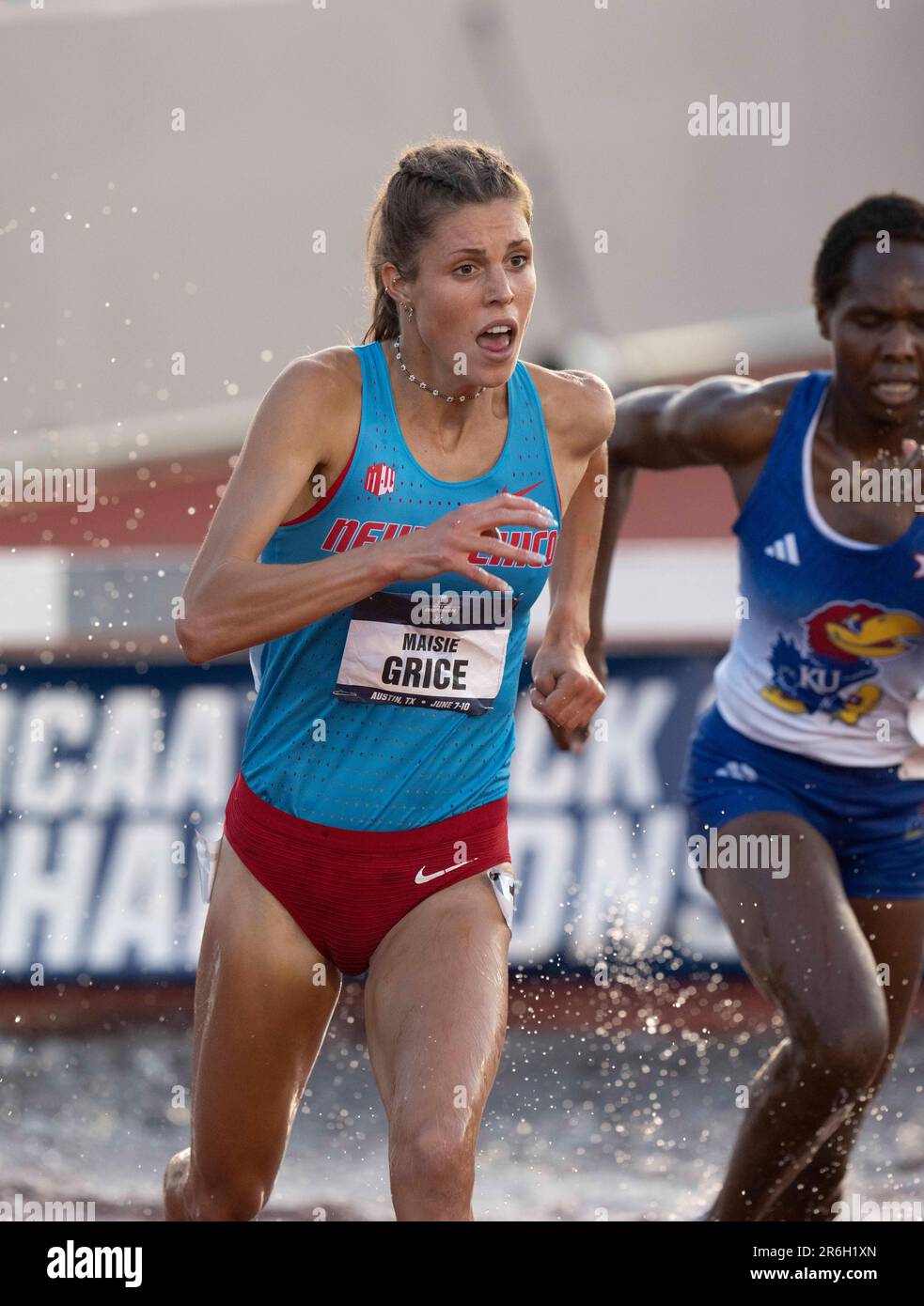 MAISIE GRICE of New Mexico competes in the steeplechase in women's ...