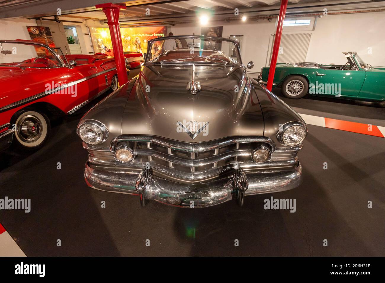 ROMANSHORN, SWITZERLAND - JUNE 4, 2023: Cadillac Series 62 Convertible ...
