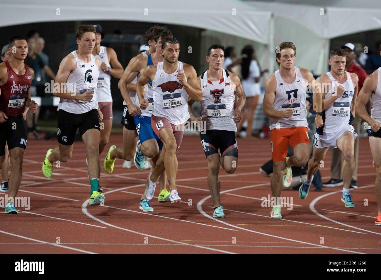 Men's Decathalon competitors start the final 1500 meters distance race ...