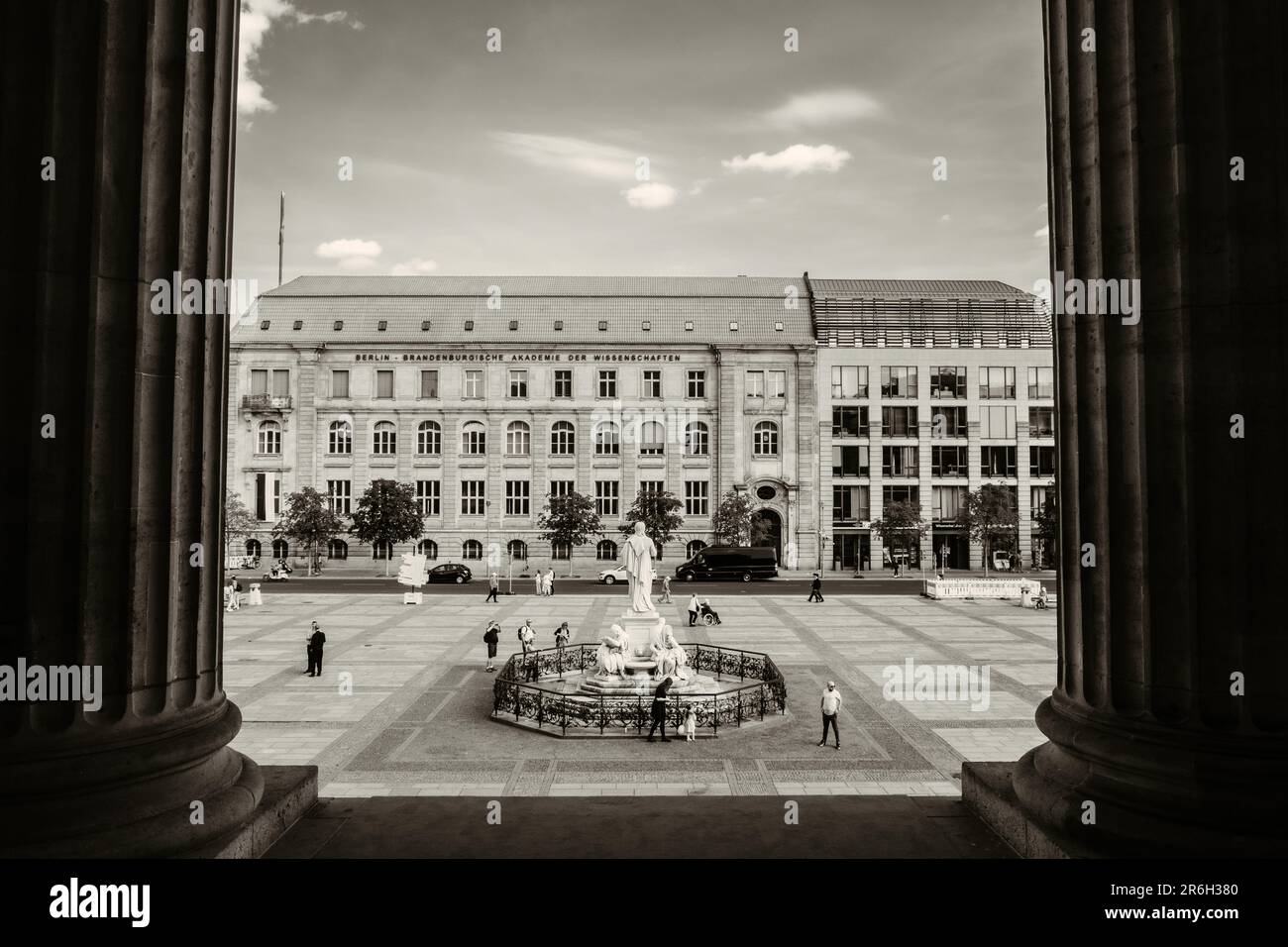 Center focal point hi-res stock photography and images - Alamy