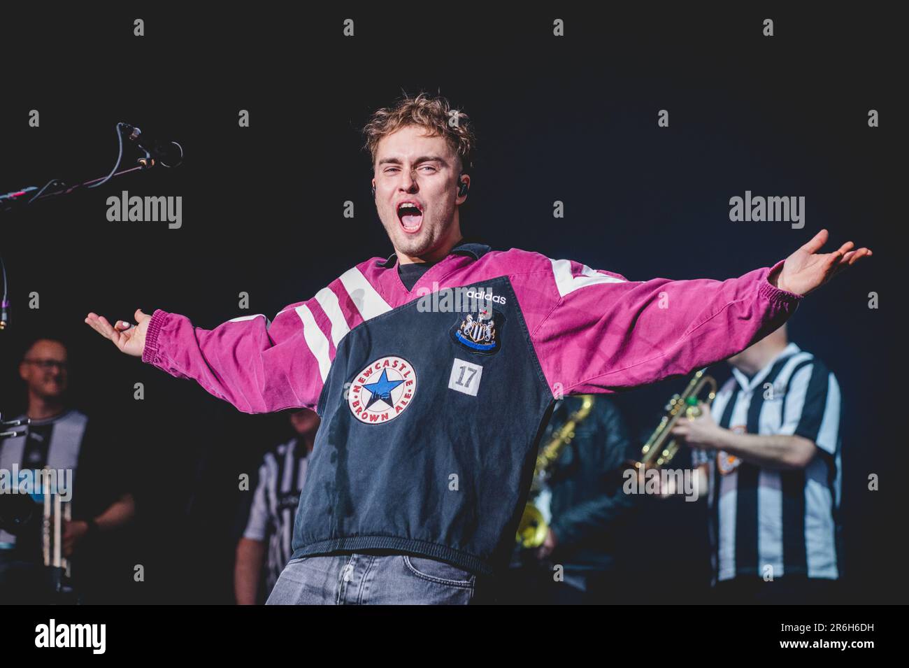 Newcastle upon Tyne, UK. 9th June, 2023. Sam Fender plays the first of ...