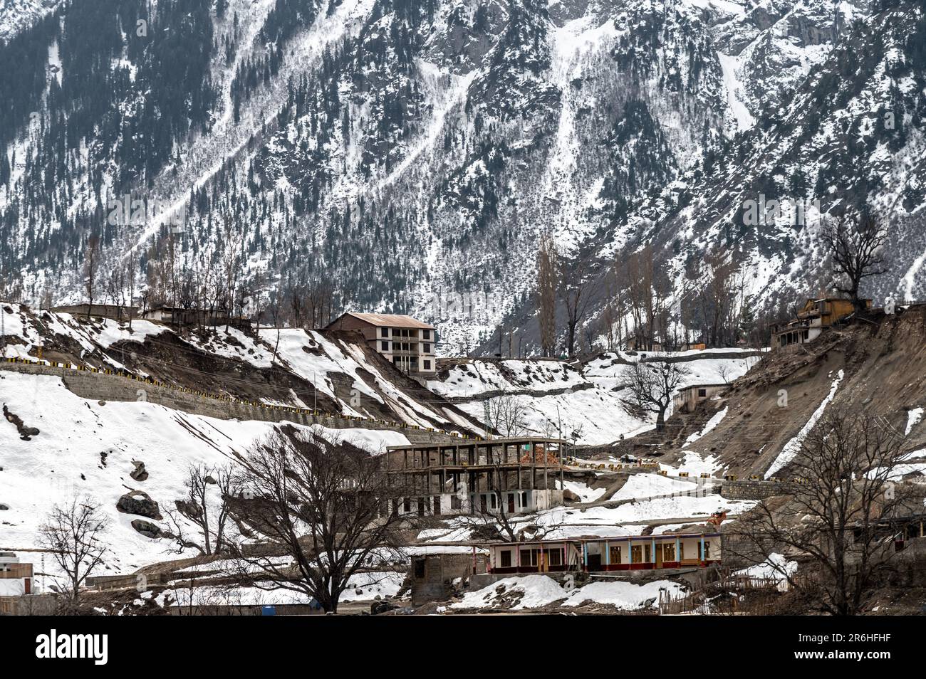 Snow covered mountains of Kalam valley in Swat Pakistan Stock Photo - Alamy