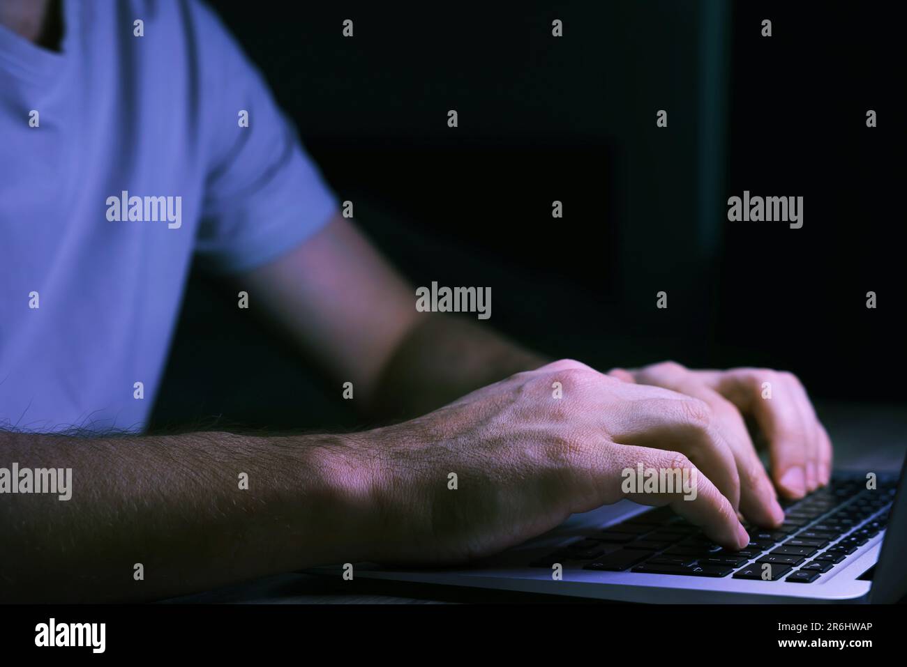 Man watching computer addiction hi-res stock photography and images - Alamy