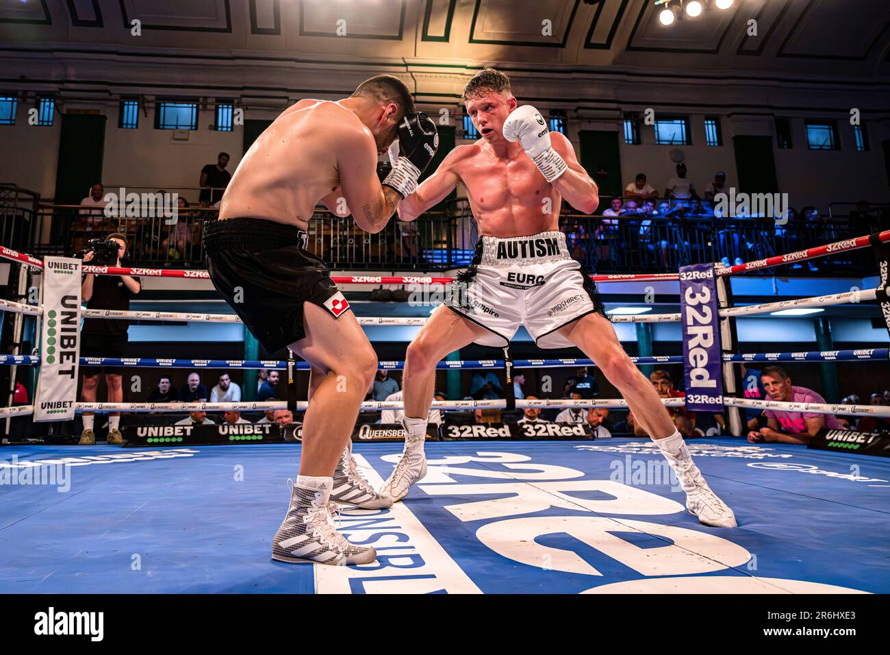 LONDON, UNITED KINGDOM. 09 Jun, 2023. Carl Fail vs Frank Masden ...