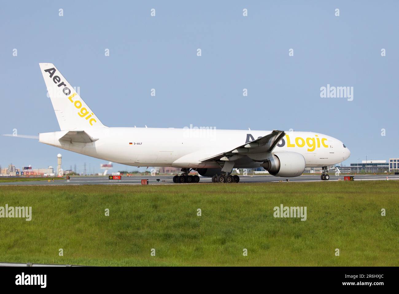 AeroLogic Boeing 777F, D-AALF, Taxiing for Takeoff at Pearson Airport ...