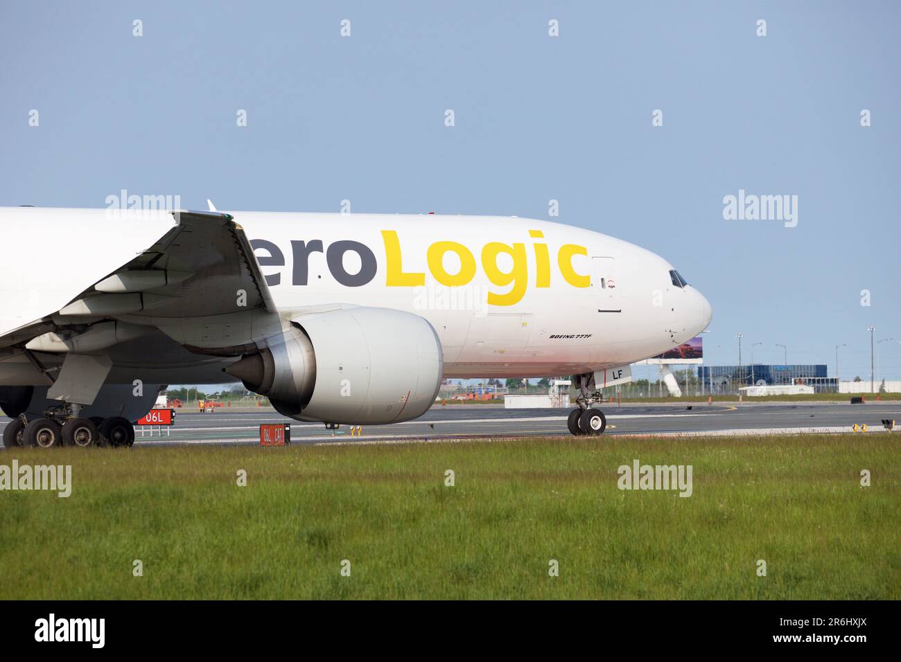 AeroLogic Boeing 777F, D-AALF, Taxiing for Takeoff at Pearson Airport ...
