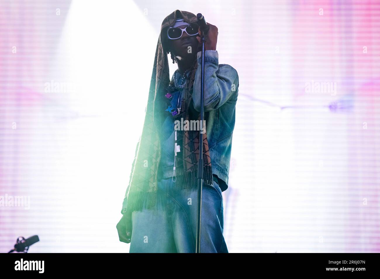 Rapper rema hi-res stock photography and images - Alamy