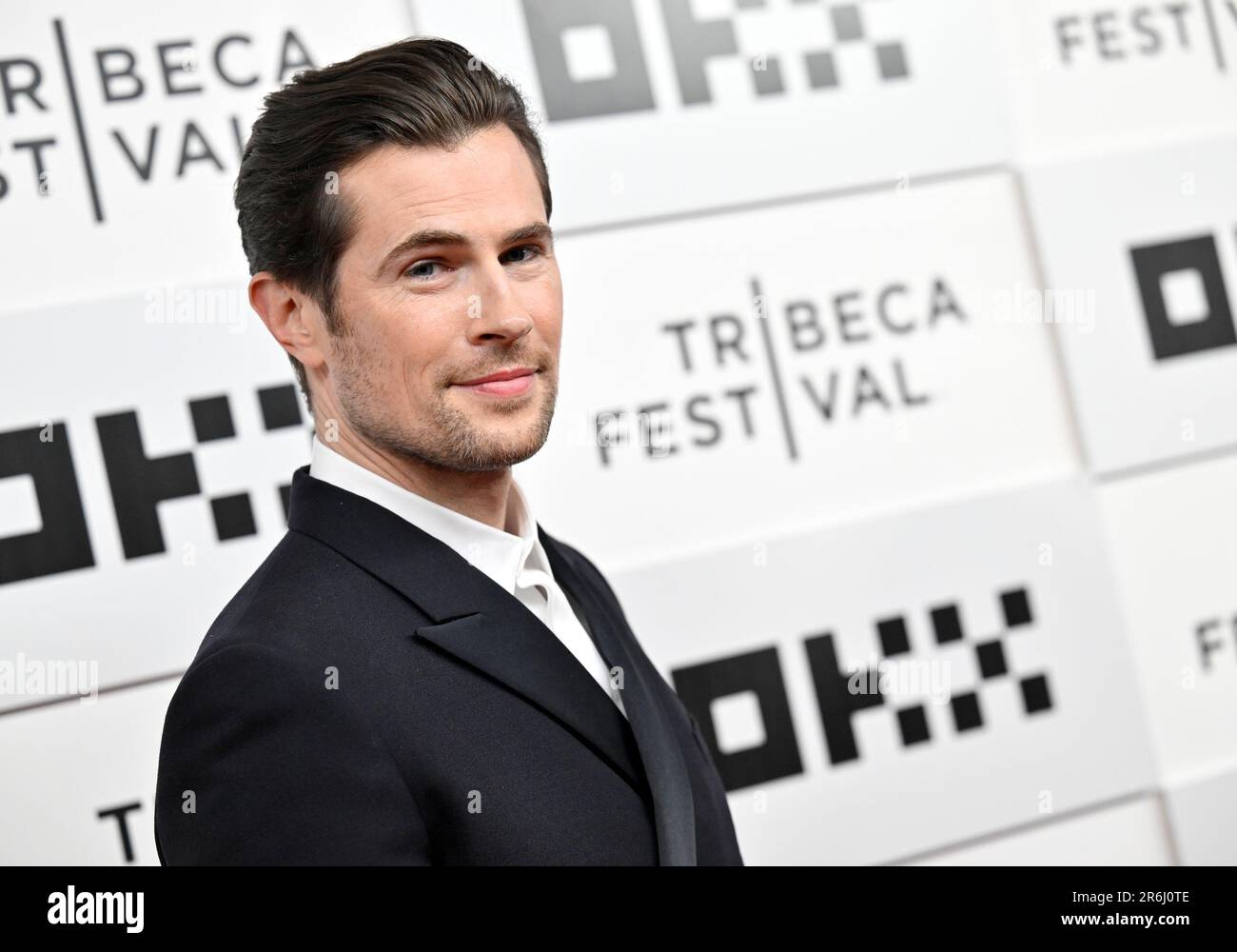 David Berry attends the premiere of "Outlander" season 7 during the ...