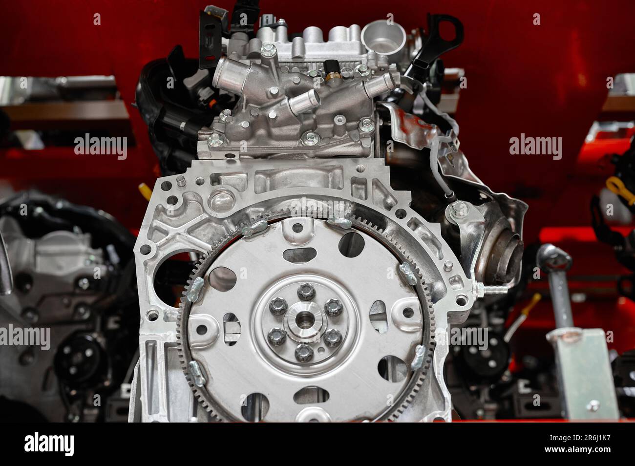 Car internal combustion engine in production plant shop Stock Photo - Alamy