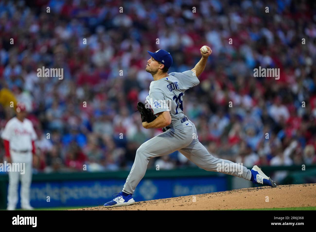 Los Angeles Dodgers' Michael Grove plays during the third inning of a ...