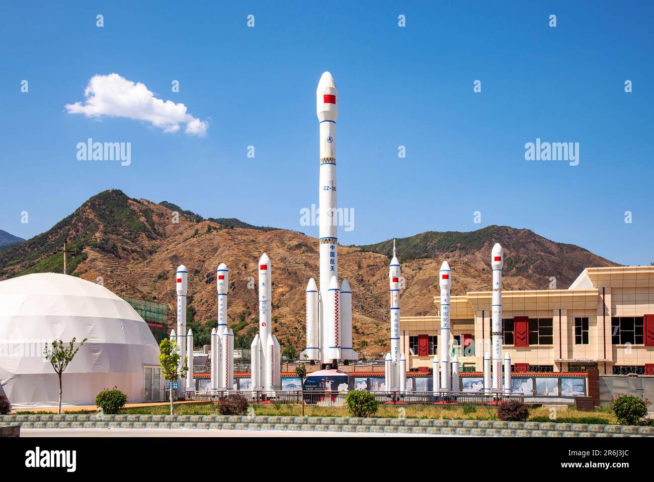 Types of rockets hi-res stock photography and images - Alamy