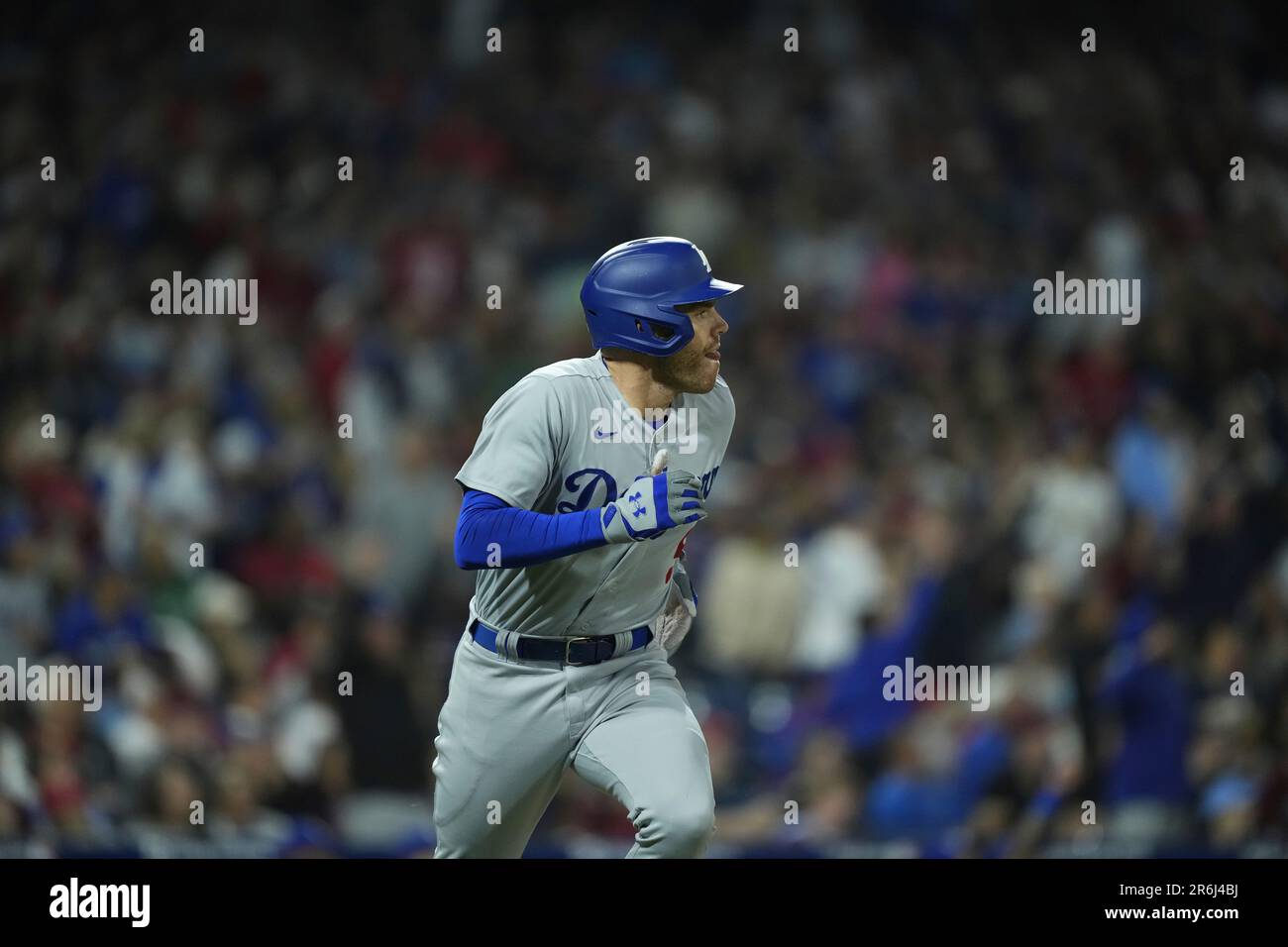 Los Angeles Dodgers' Freddie Freeman plays during the seventh inning of ...