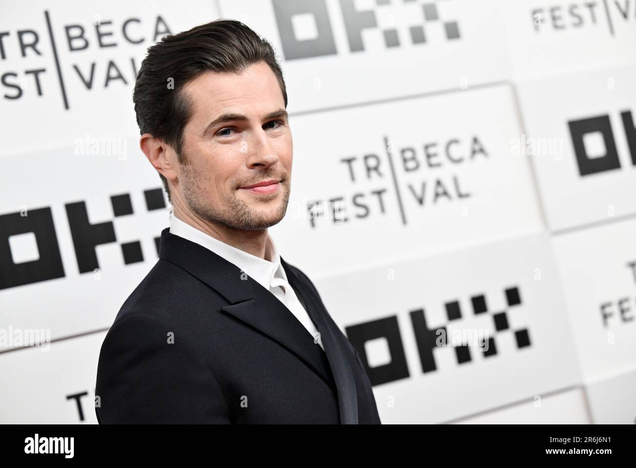 David Berry attends the premiere of "Outlander" season 7 during the ...
