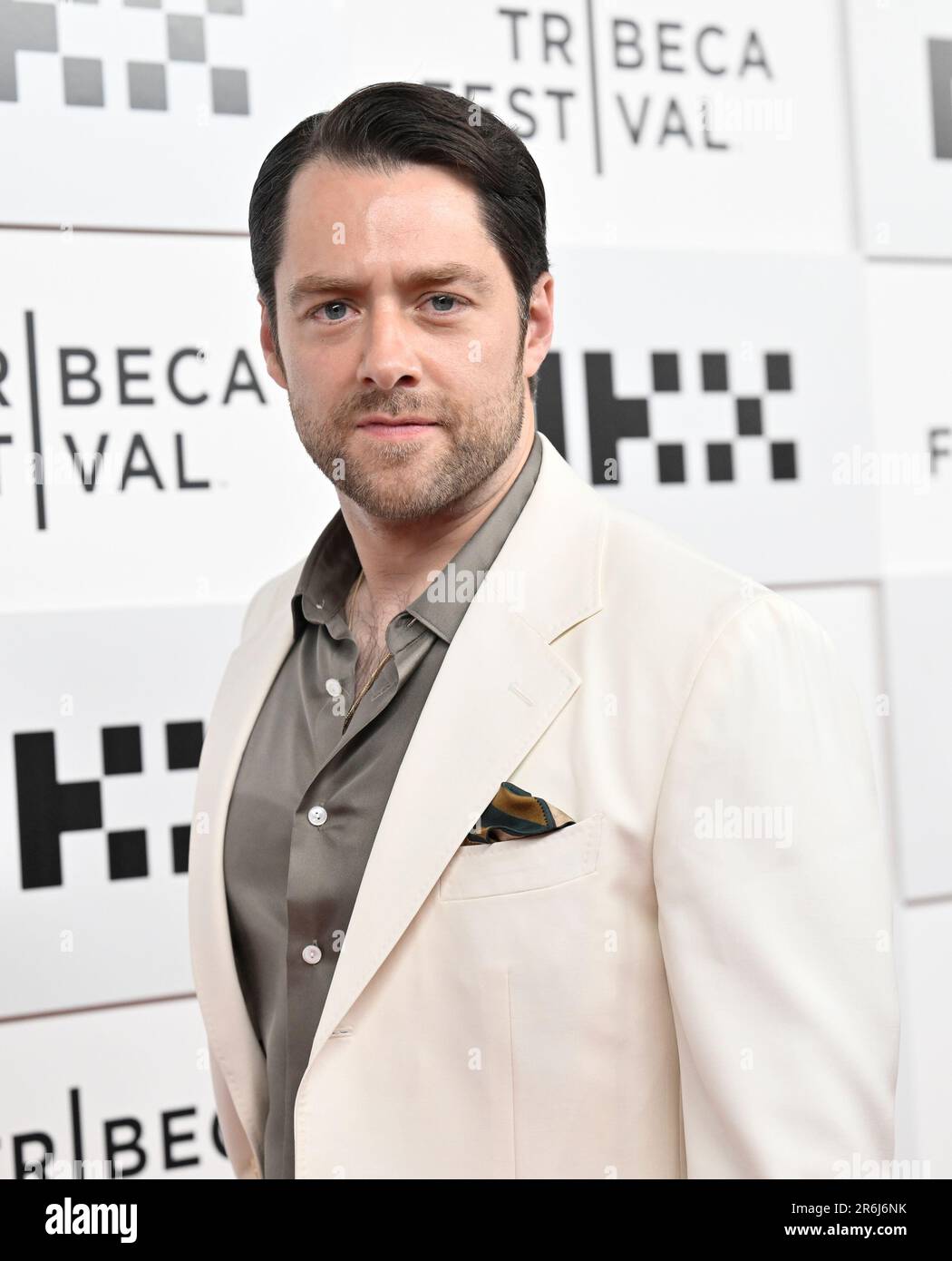 Richard Rankin attends the premiere of "Outlander" season 7 during the ...