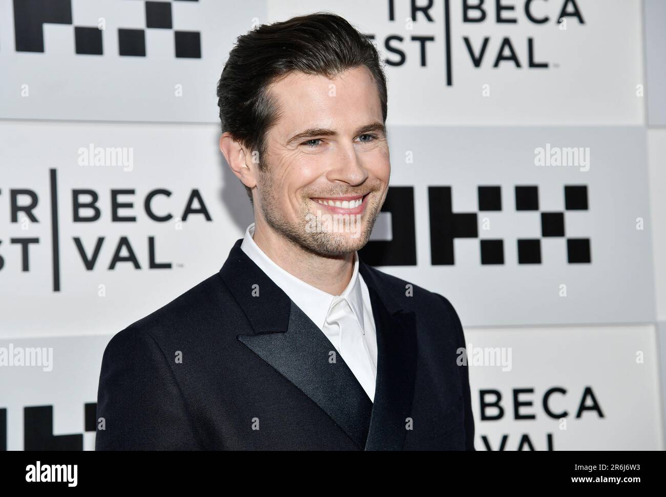 David Berry attends the premiere of "Outlander" season 7 during the ...