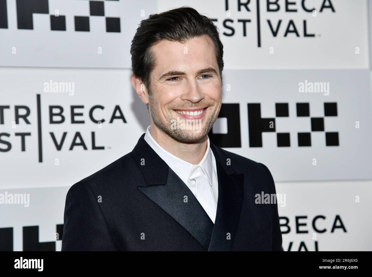 David Berry attends the premiere of "Outlander" season 7 during the ...