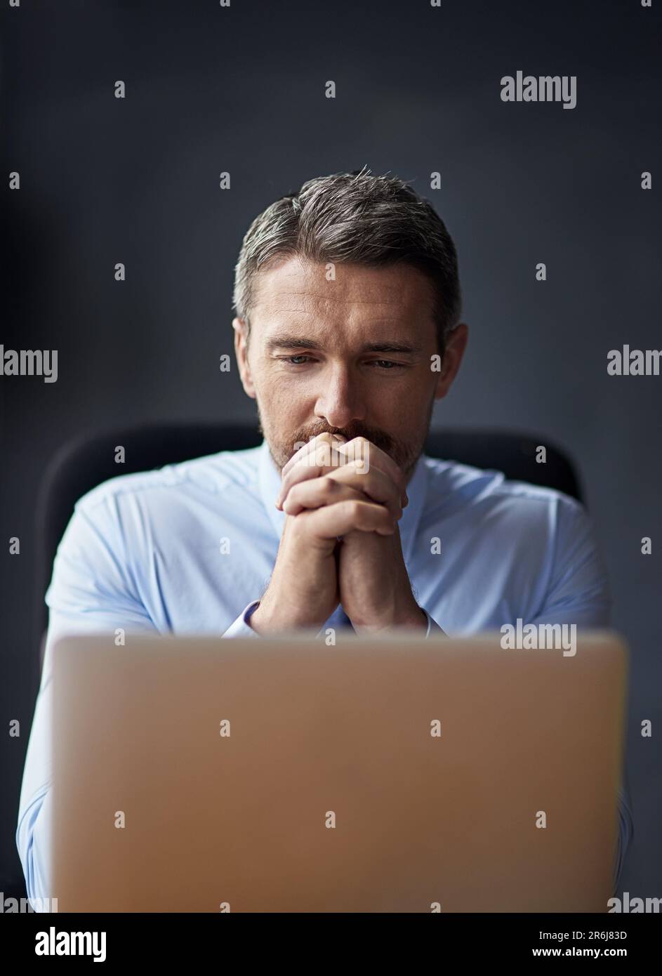 Worried career hi-res stock photography and images - Alamy