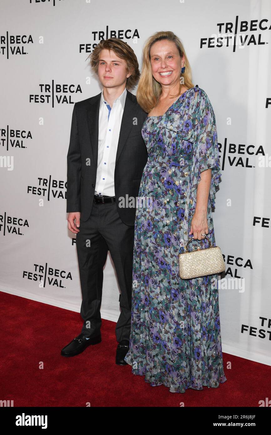 New York, USA. 09th June, 2023. Mason Roberts (left) attends ‘The Line' Tribeca Festival film ...