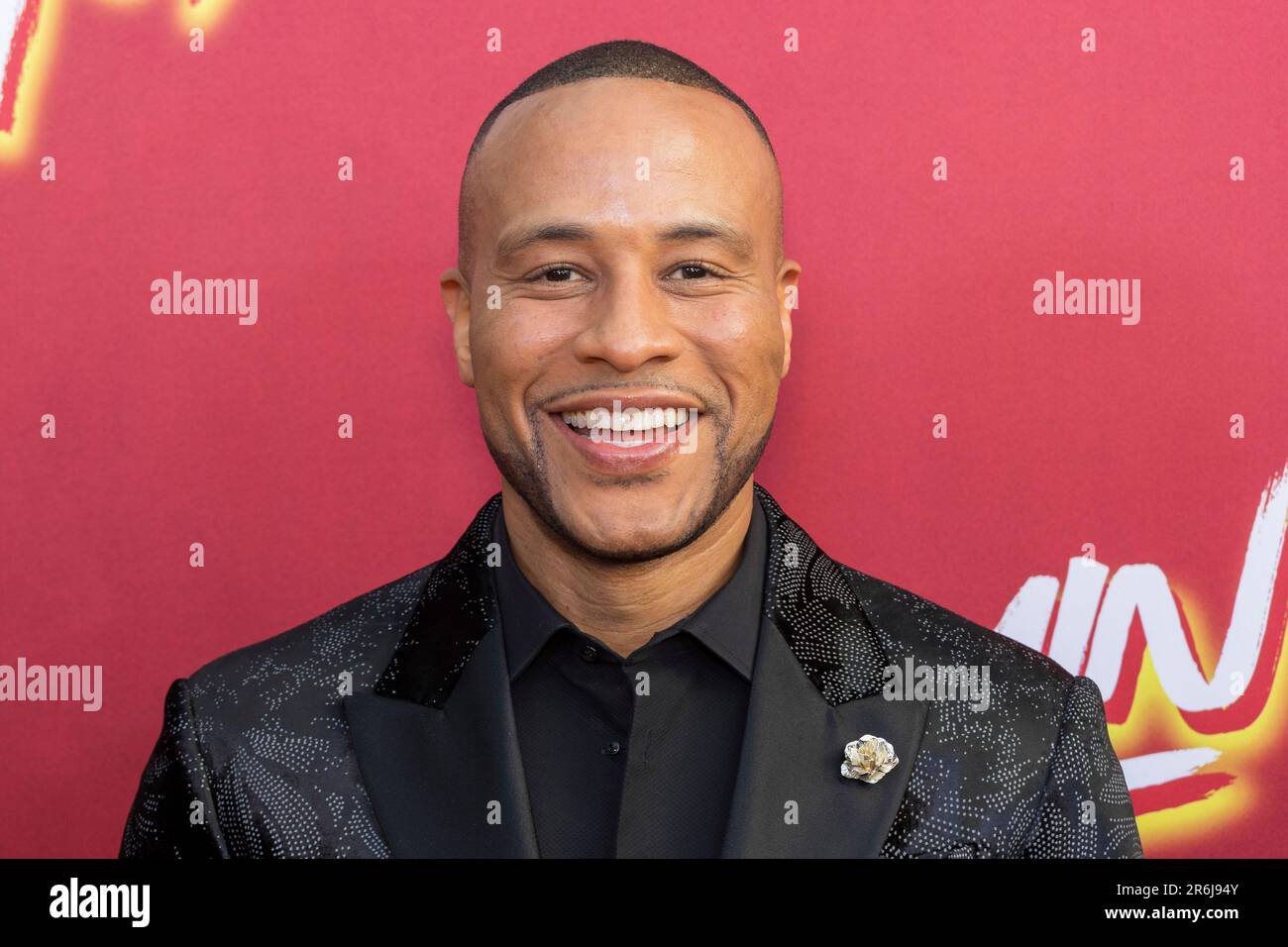 DeVon Franklin arrives at the LA Special Screening of "Flamin' Hot" on ...