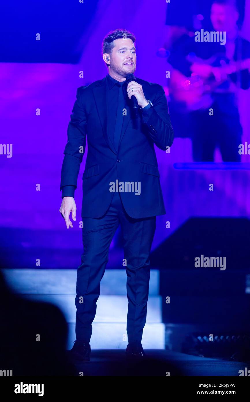 Michael buble music photos hi-res stock photography and images - Alamy