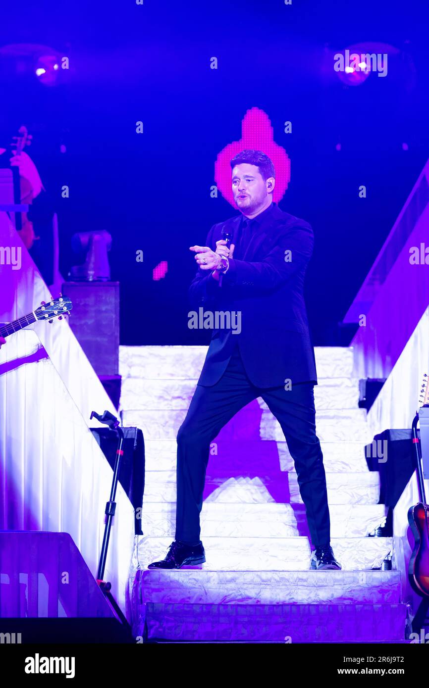 Michael buble music photos hi-res stock photography and images - Alamy