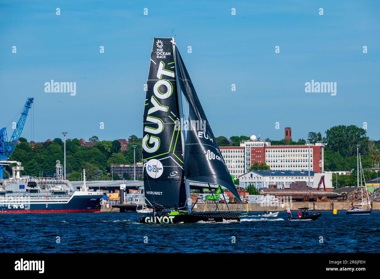 Kiel, Deutschland, 09. Juni 2023, The Ocean Race, Fly-By in Kiel. Fünf ...