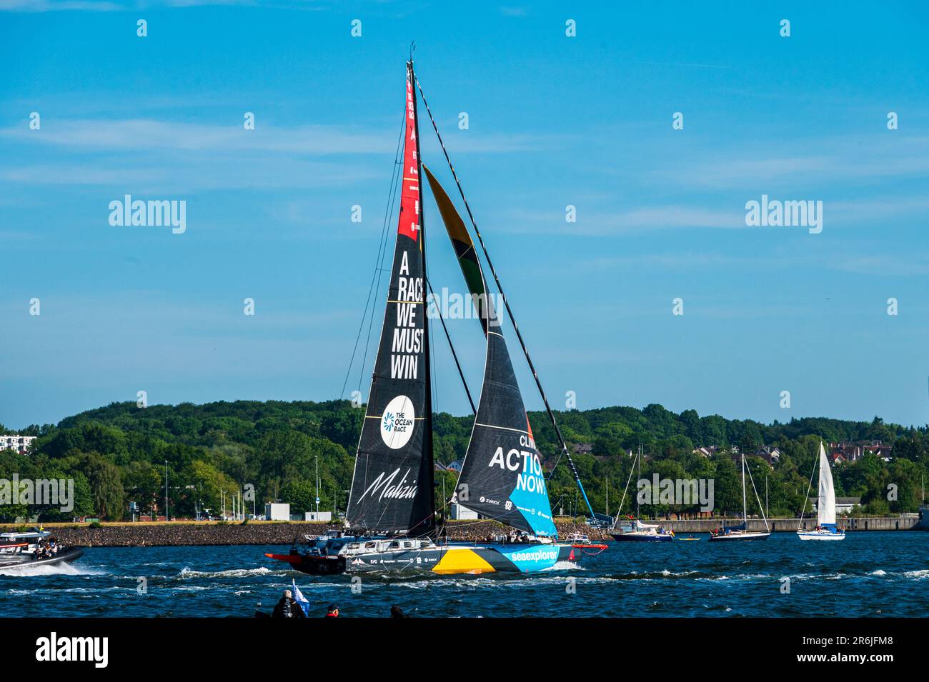 Kiel, Deutschland, 09. Juni 2023, The Ocean Race, Fly-By in Kiel. Fünf ...
