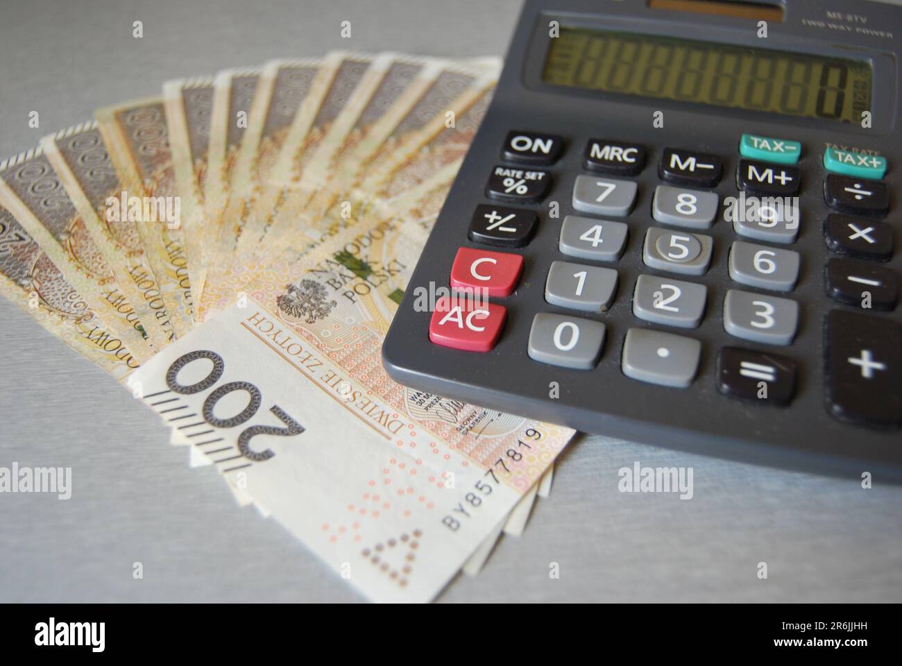 Expenses inflation hi-res stock photography and images - Alamy