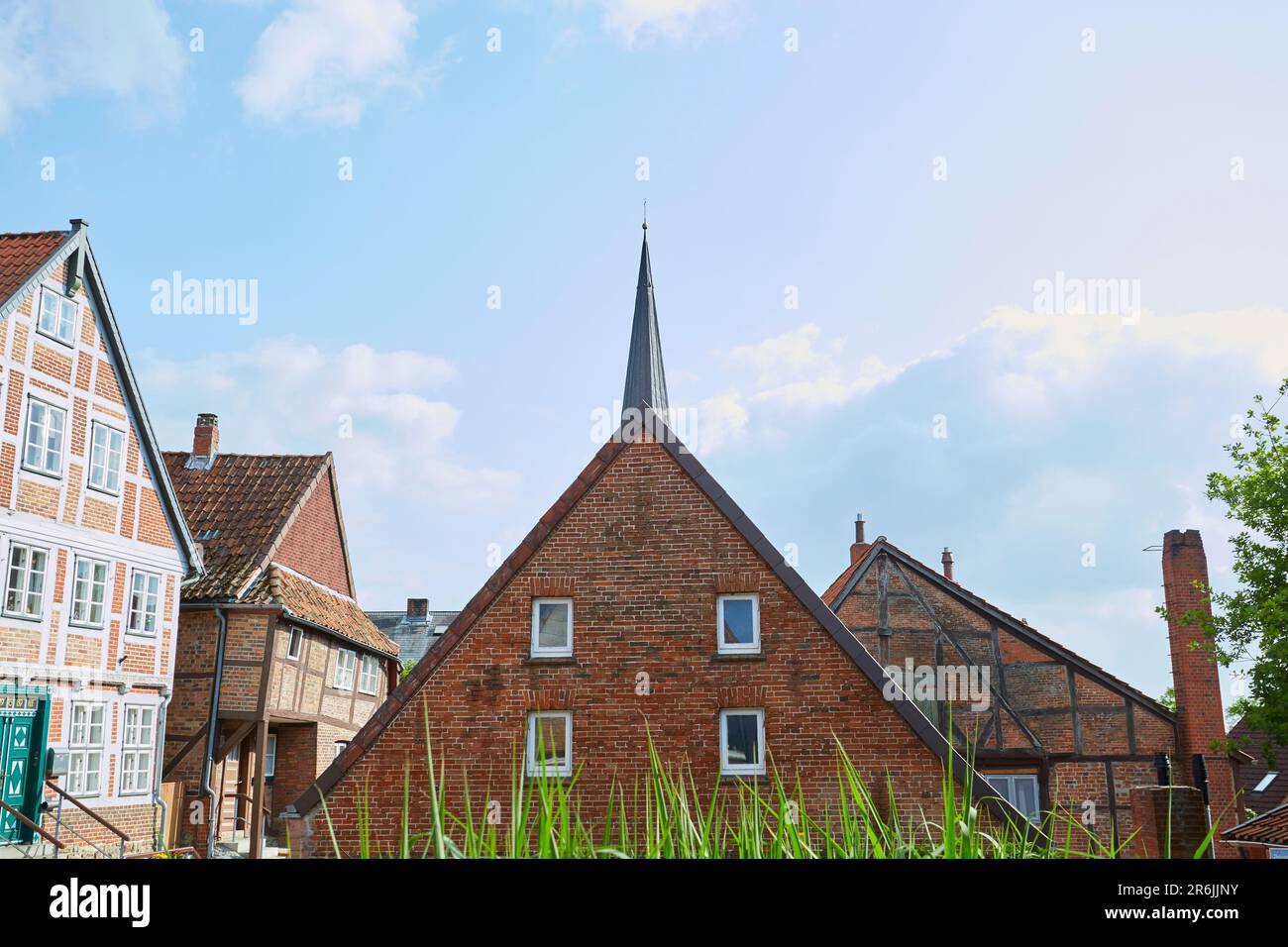 Die Schifffahrtsstadt Lauenburg an der Elbe, Schleswig-Holstein ...