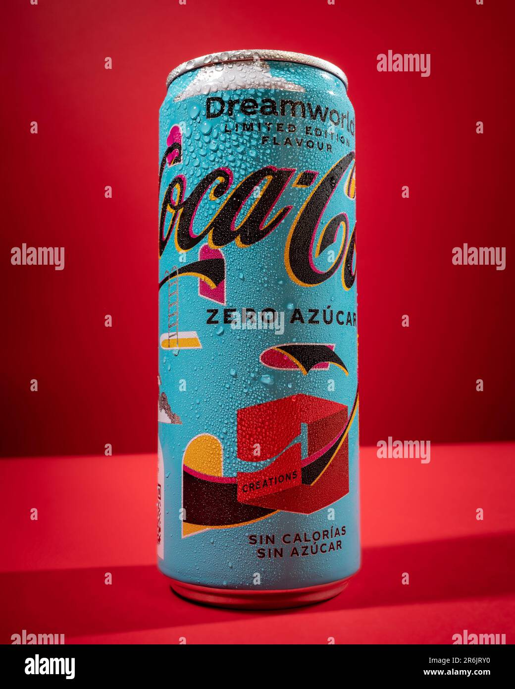 Coca cola can black background hi-res stock photography and images - Alamy