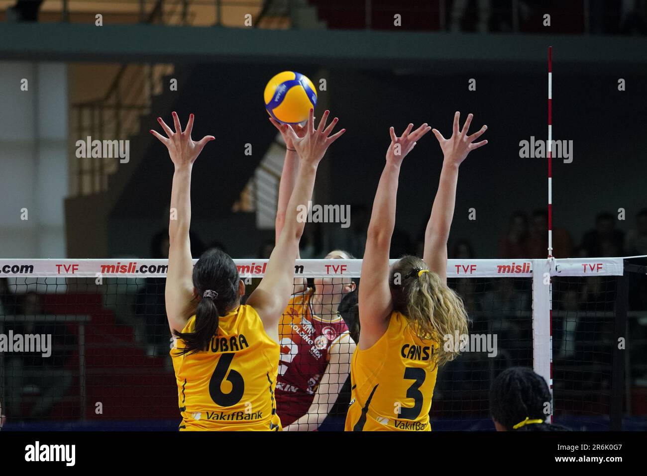 ISTANBUL, TURKIYE - DECEMBER 10, 2022: Kubra Akman and Cansu Ozbay in ...