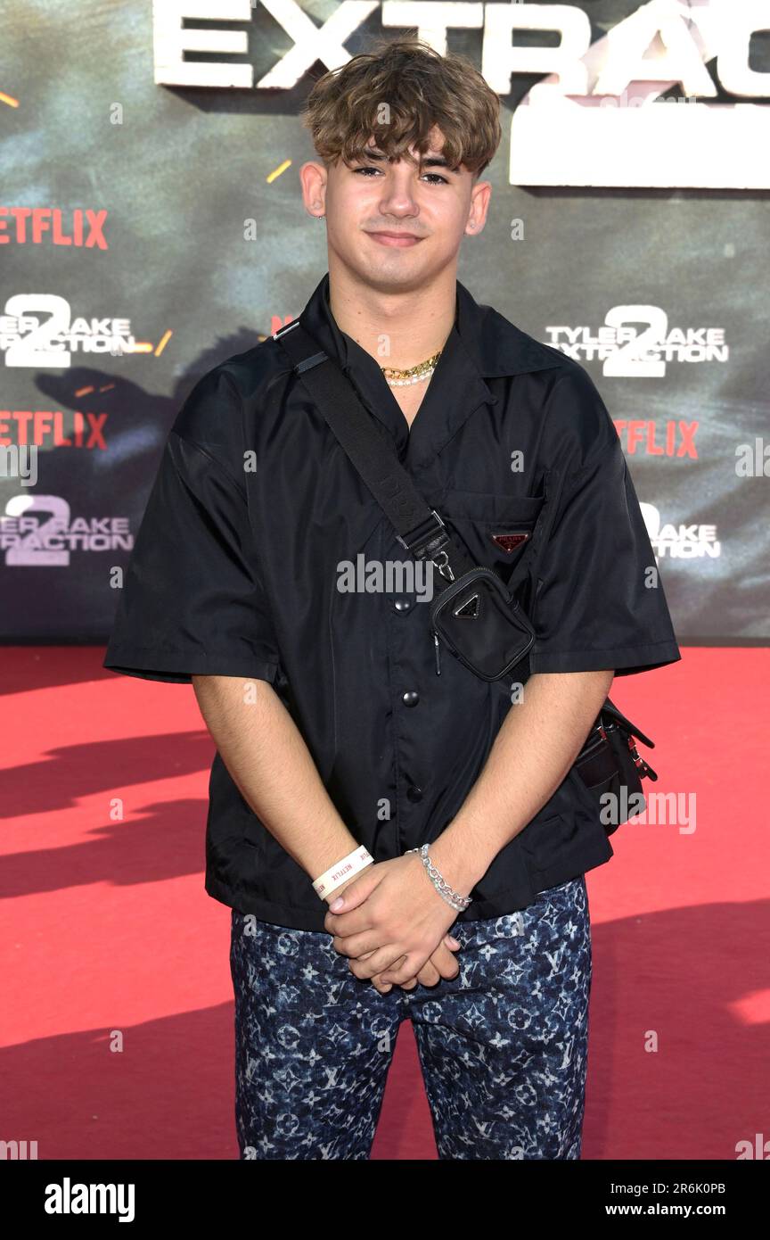 Movez hi-res stock photography and images - Alamy